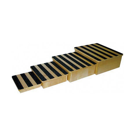 North Coast Nesting Steps Foot Stools – Medute